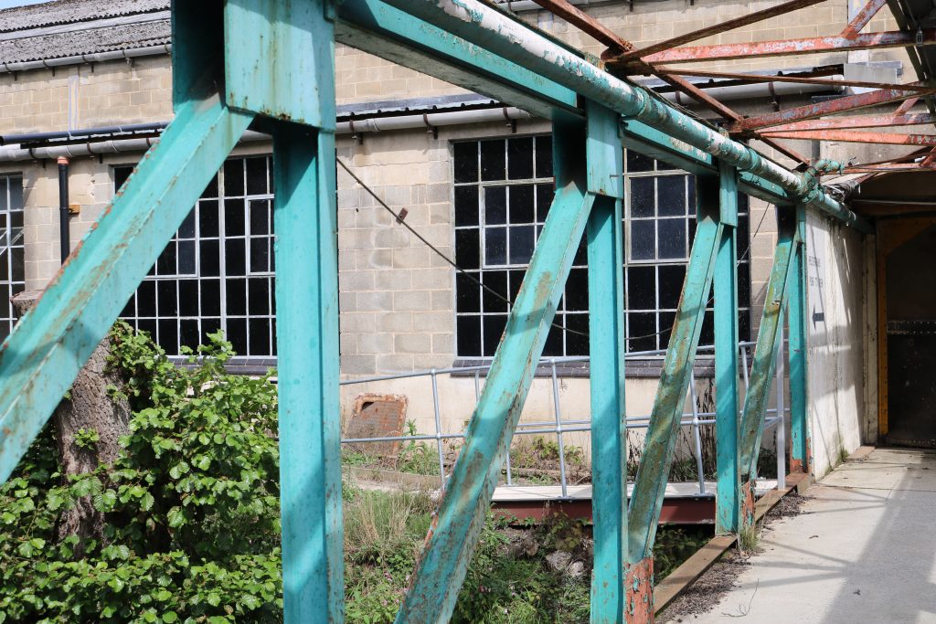 Wire Works Whisky wins IWSC 2022 Contemporary Design Award - White Peak ...